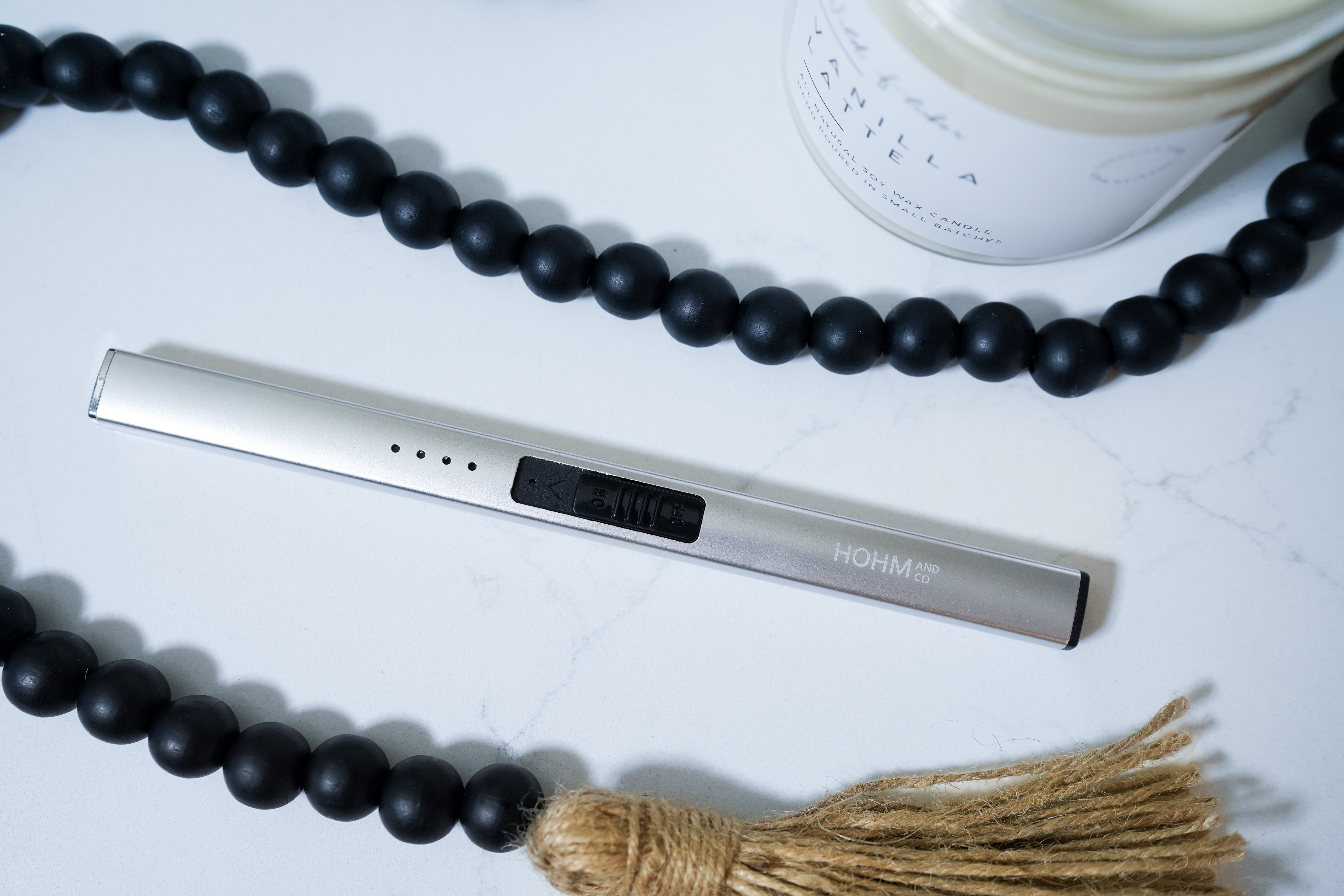 RECHARGEABLE ELECTRIC LIGHTER